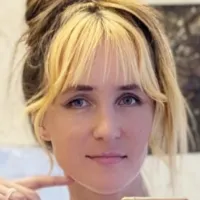 Marta (@martavlog.su) - Urlebird